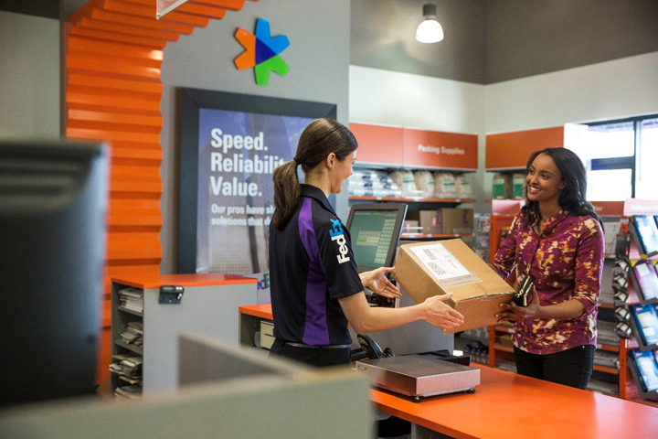 5 Tips to Pack and Ship Gifts like an Expert this Holiday Season ...